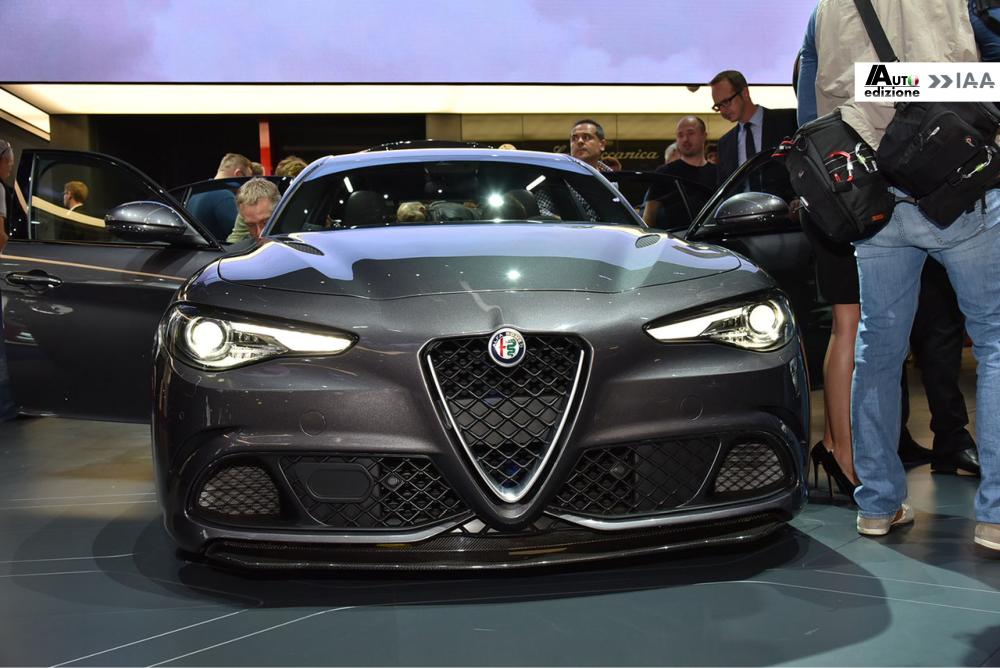 Alfa Romeo Giulia officieel snelste sedan ooit over de Nürburgring ...