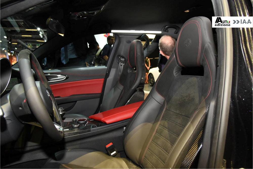 Alfa Romeo Giulia officieel snelste sedan ooit over de Nürburgring ...